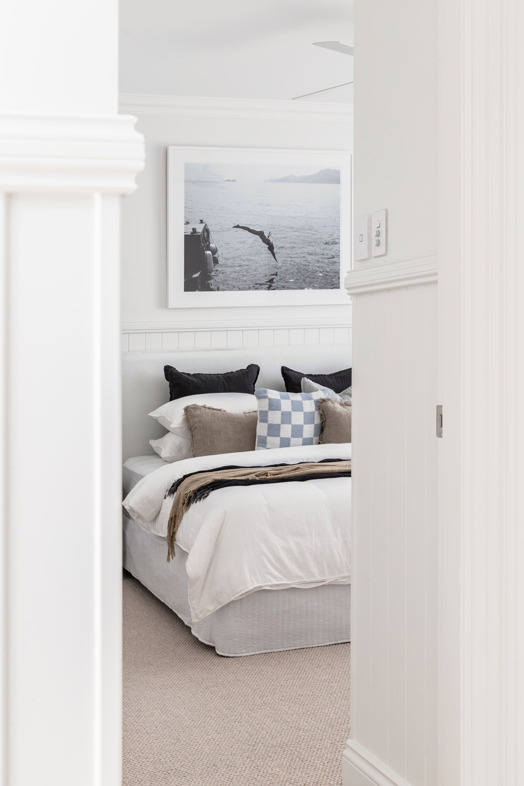 The Breeze House: A Modern Queenslander With Classic Interiors | ABI ...