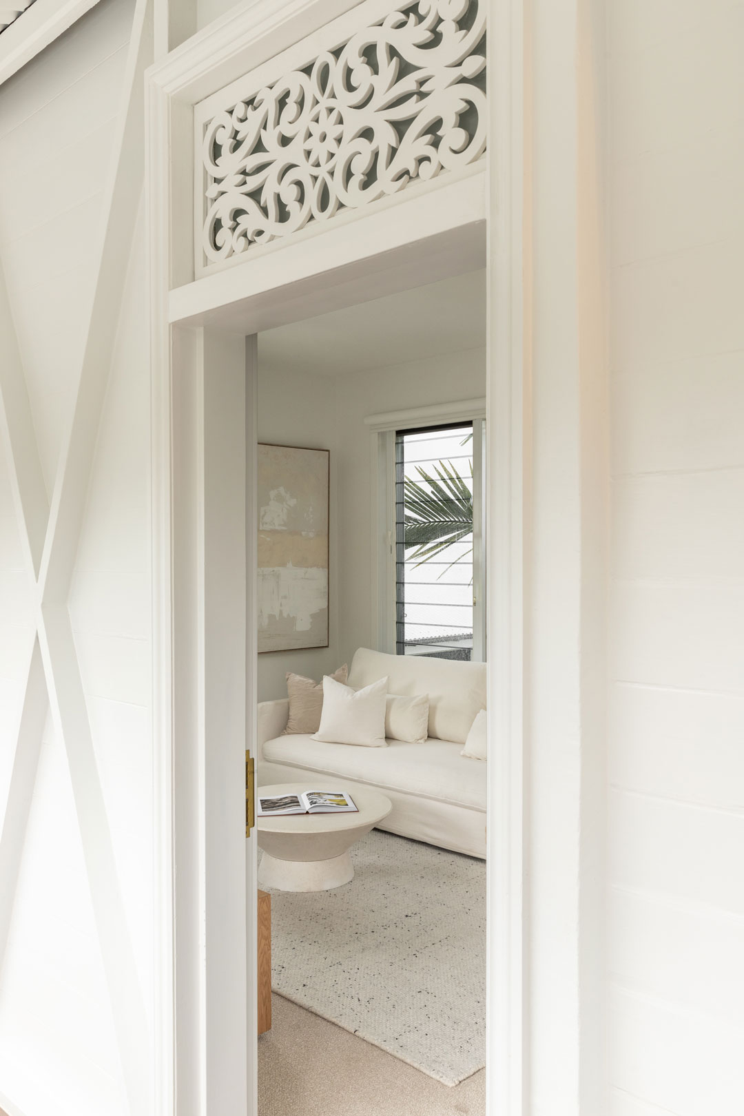 Heritage Queenslander-Style House Transformed With a Contemporary Edge ...