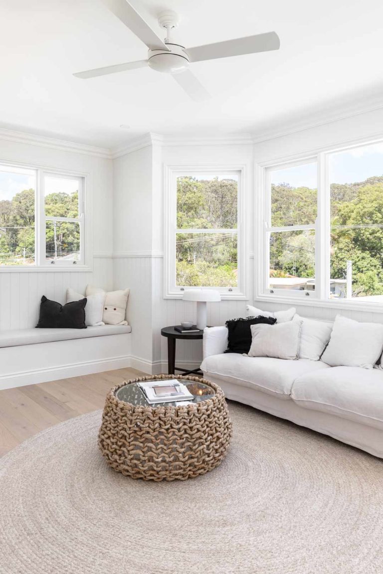 The Breeze House: A Modern Queenslander With Classic Interiors | ABI ...