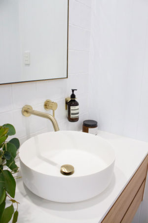 WHY YOU SHOULD CHOOSE BRUSHED BRASS TAPWARE TO DEFINE YOUR KITCHEN OR ...