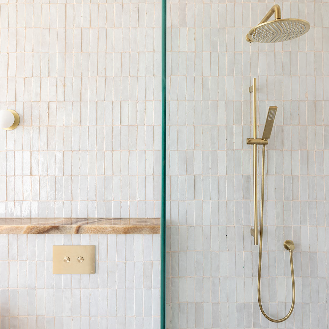 Ryla brushed brass shower rail| buy online | 60 + brass products